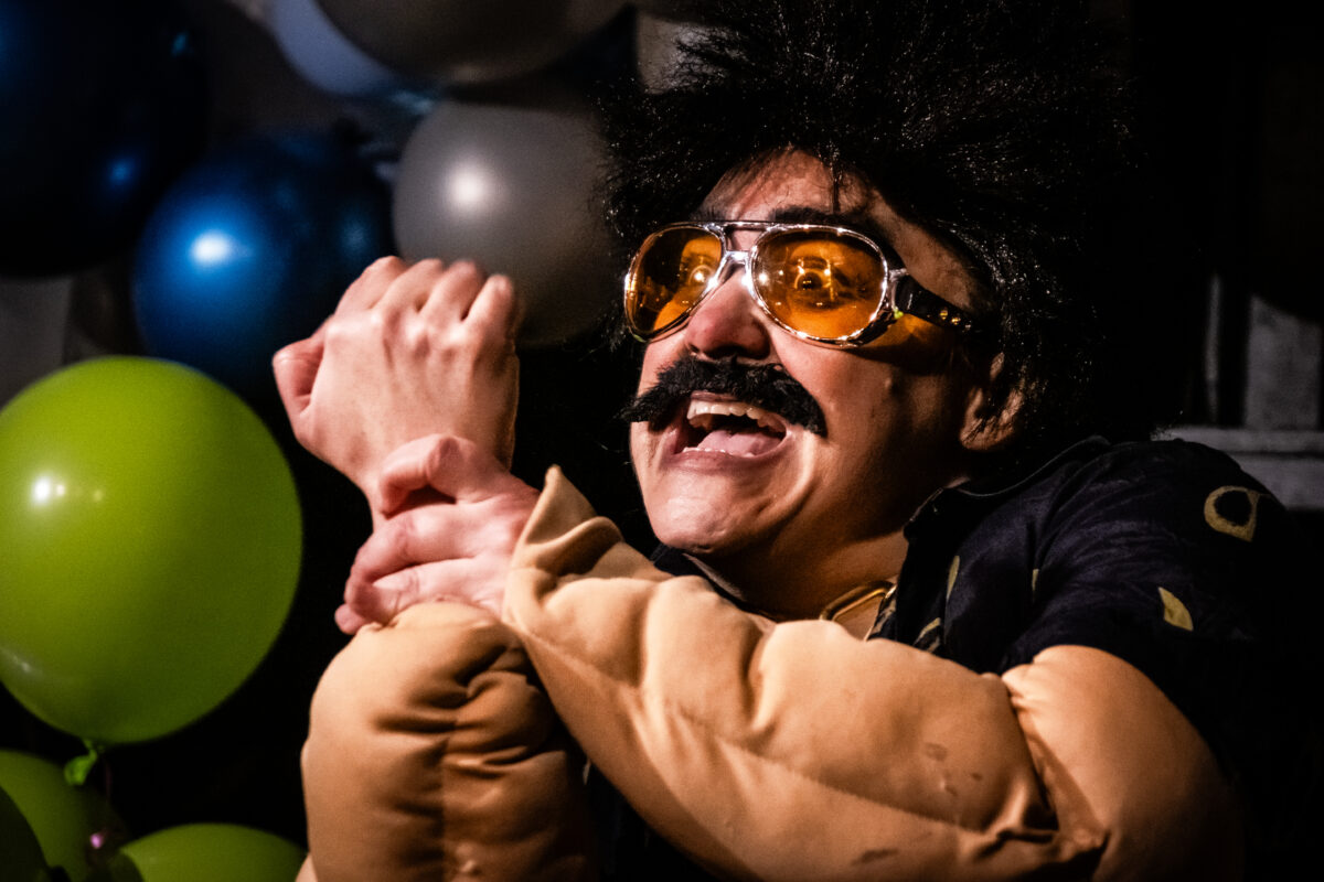 No clowning around: underground shows provide low-cost laughs – The ...